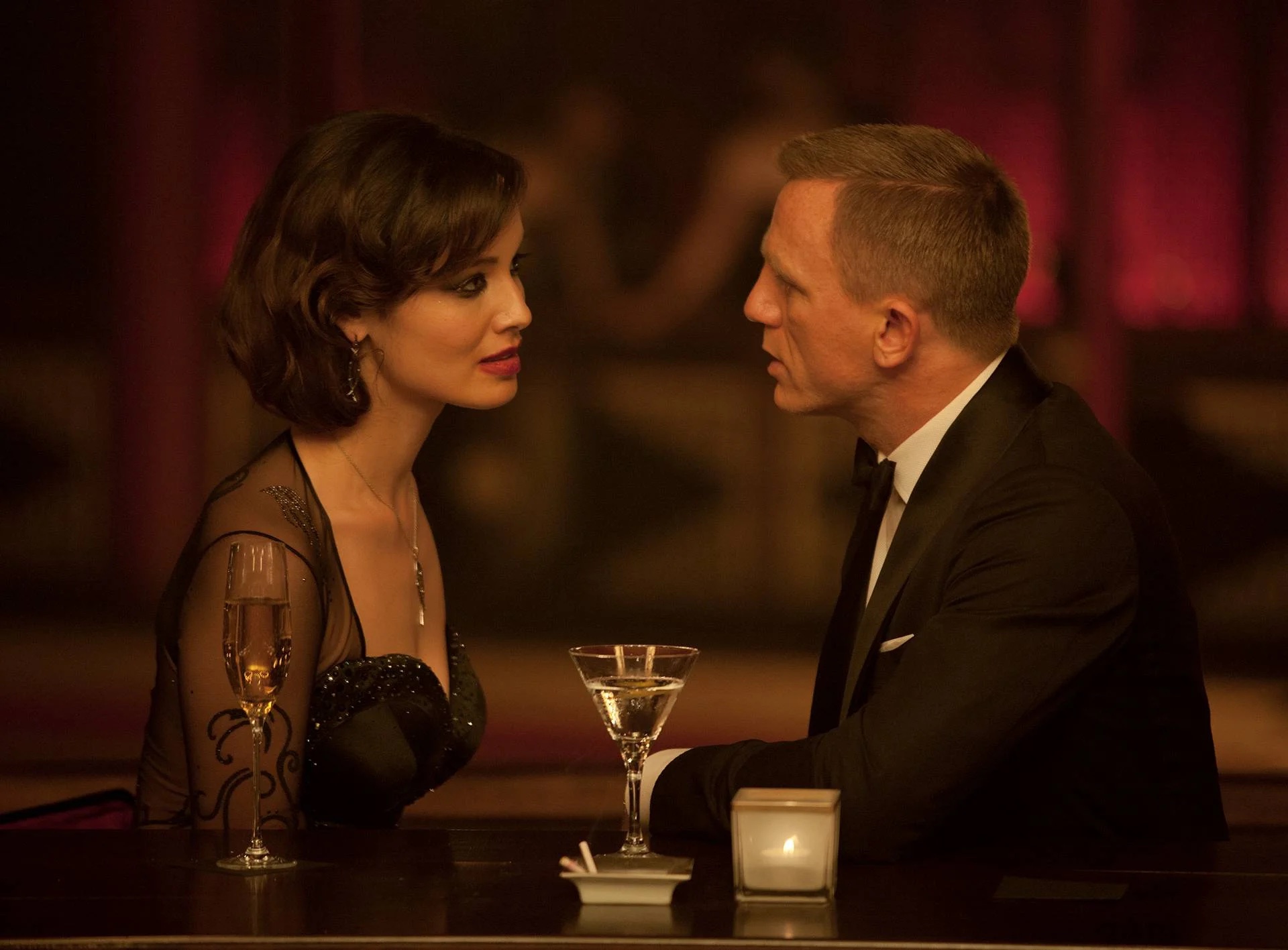 Skyfall James Bond Movie – Fellow Streamer